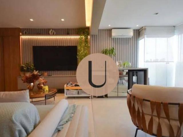 Apartamento reformado de 117 m2 com 3 dormitórios suíte varanda gourmet e 2 vagas na Granja Julieta