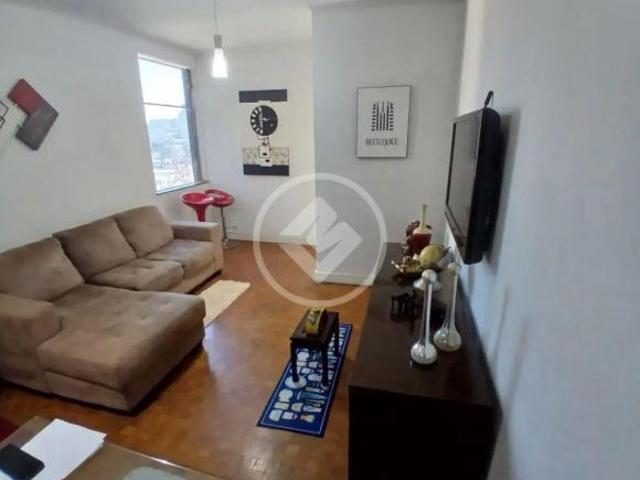 Apartamento reformado de 62 m2 com 2 dormitórios, venda com porteira fechada, na Vila Itapura