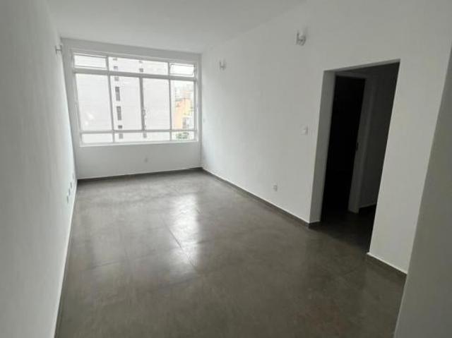 Apartamento Reformado de 89 m² no Edifício Nova Ipiranga Vila Buarque, SP