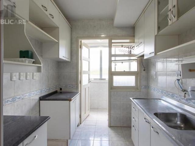 Apartamento reformado, desocupado, 1 dormitório suite Bairro Cavalhada