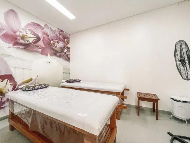 Apartamento reformado e decorado! Disponível para venda!