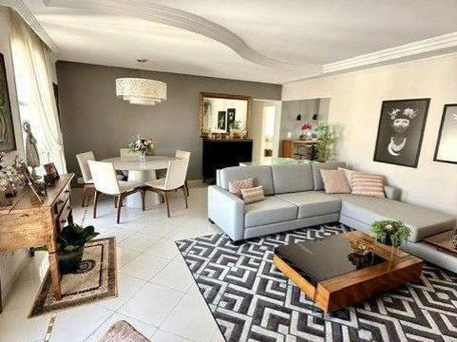Apartamento reformado e elegante c/120m²! Vila Adyana!