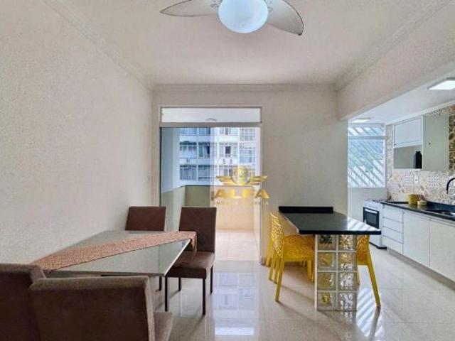 Apartamento reformado e mobiliado com sacada a 1 quadra da praia na Praia das Pitangueiras – Alfa Im