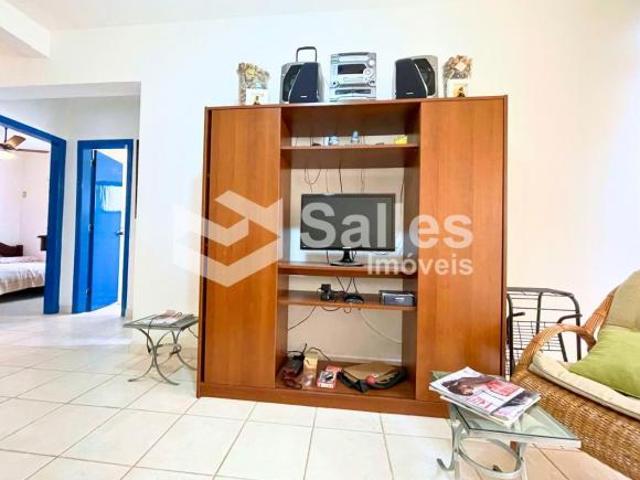 Apartamento Reformado e Mobiliado a Três Quadras da Praia da Enseada Guarujá, SP