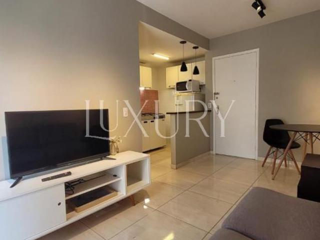Apartamento Reformado e Mobiliado à Venda na Bela Vista para Investidor, 34 m², 1 quarto, 1 vaga