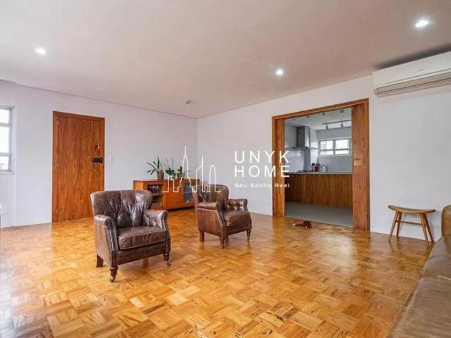 Apartamento Reformado e Mobiliado No Jardim Paulistano