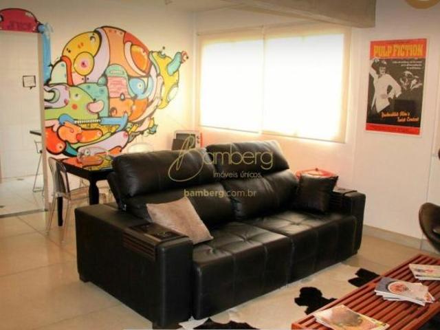 Apartamento reformado e mobiliado na Vila Olímpia