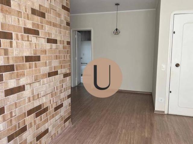 Apartamento reformado em Moema | 3 dormitórios | 2 vagas | Próximo ao metrô