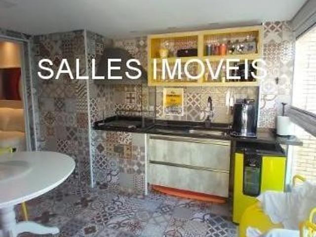 APARTAMENTO REFORMADO FRENTE AO MAR!