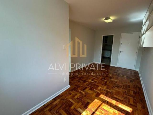 Apartamento reformado ótimo preço