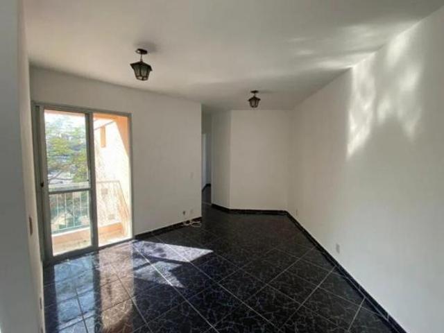 APARTAMENTO REFORMADO LOCALIZADO HÁ 800 METROS DO SHOPPING INTERLAGOS!