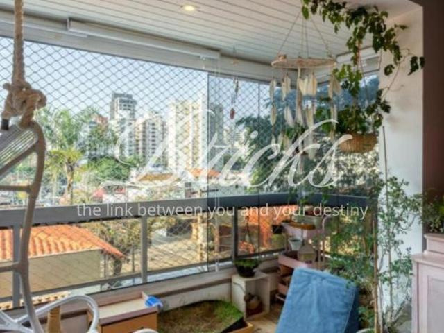 APARTAMENTO REFORMADO MOEMA ÍNDIOS
