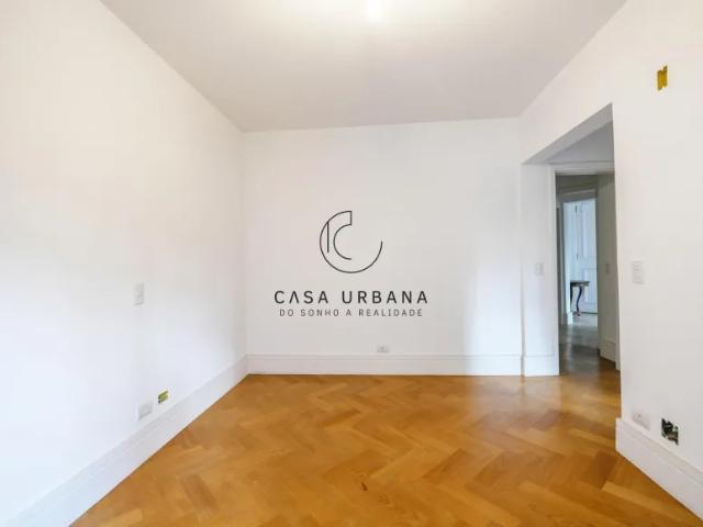 Apartamento reformado no coração da Vila Nova Conceição!