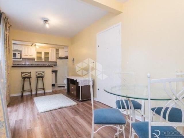 APARTAMENTO REFORMADO NO CENTRO HISTÓRICO!