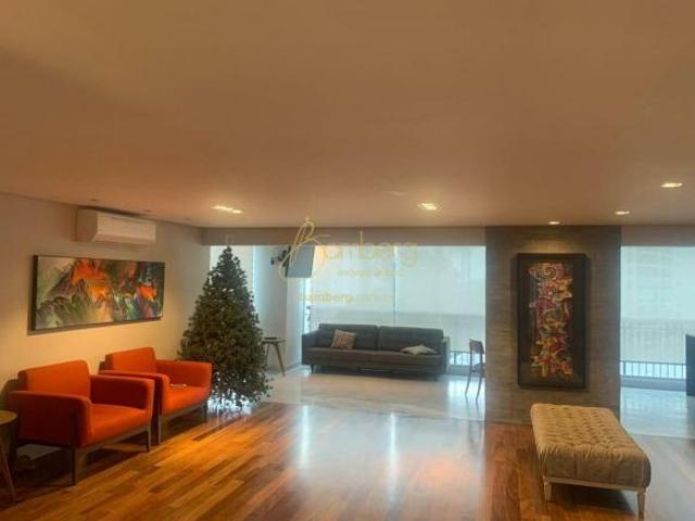 APARTAMENTO REFORMADO NO ALTO DA BOA VISTA 4 SUITES 4 VAGAS LAZER COMPLETO