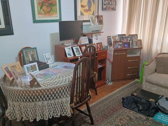 Apartamento reformado no bairro Cerqueira César em São Paulo SP