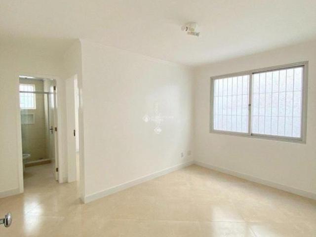 Apartamento reformado no bairro Independência
