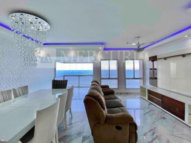 Apartamento Reformado no Guarujá, Pitangueiras, Frente para o mar, Vista mar, 3 quartos sendo 1 suít