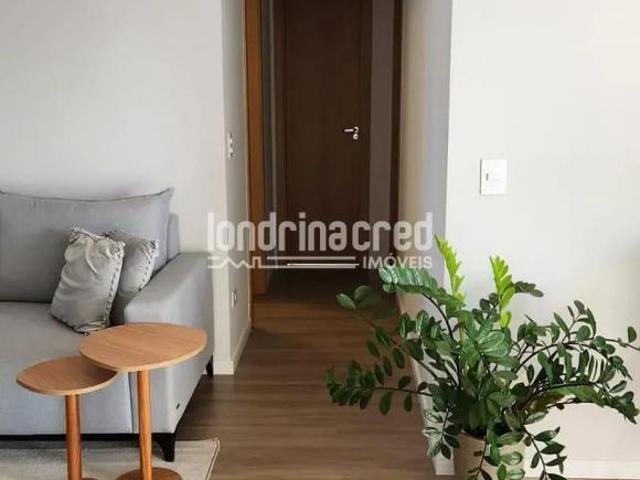 Apartamento Reformado no Konstanz: 2 Quartos, Suíte, Sacada com Churrasqueira, 2 Vagas e Localização