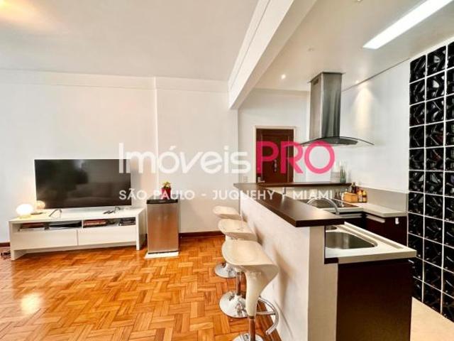 Apartamento reformado no Itaim Bibi com 90m2