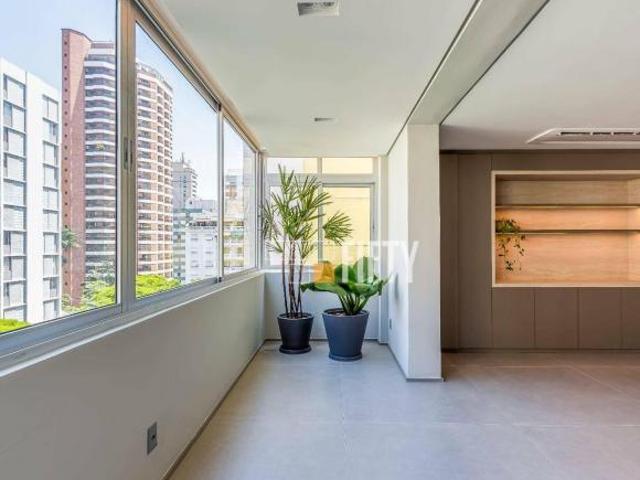 Apartamento Reformado no Itaim Bibi – Pronto para Morar