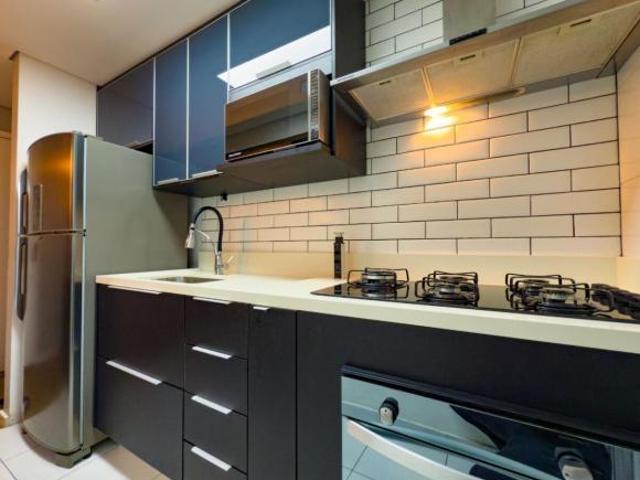 Apartamento Reformado no Jardim Prudência, Edifício Ventura, com 2 Vagas de Garagem