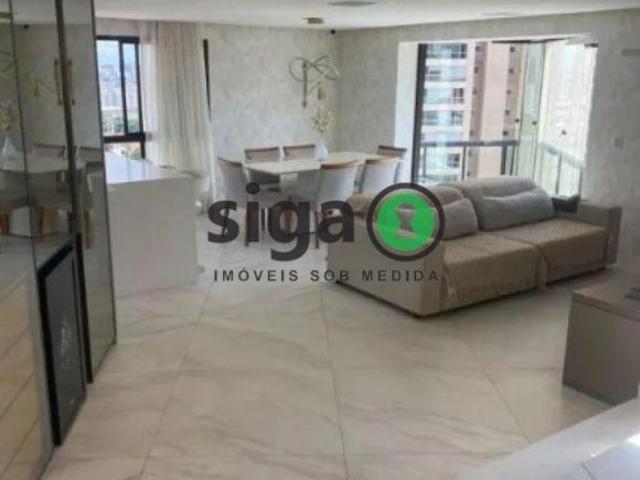 Apartamento reformado no Parque da Mooca com 156 m², 2 suítes e 3 vagas fixas