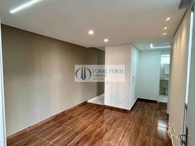 Apartamento Reformado no Parque Ipê z.o. 2 dormitórios e 2 vagas