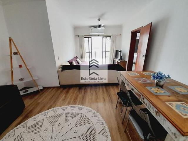 Apartamento Reformado no Tombo – Localização Privilegiada a 100 Metros da Praia