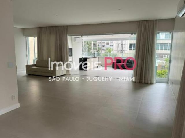 Apartamento reformado nos Jardins!