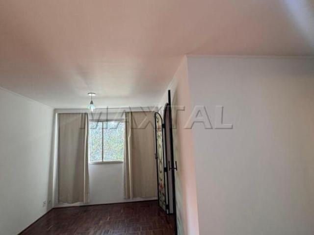 Apartamento reformado na Av. Braz Leme no Condomínio Port de France, de 80m², 3 quartos e 2 vagas