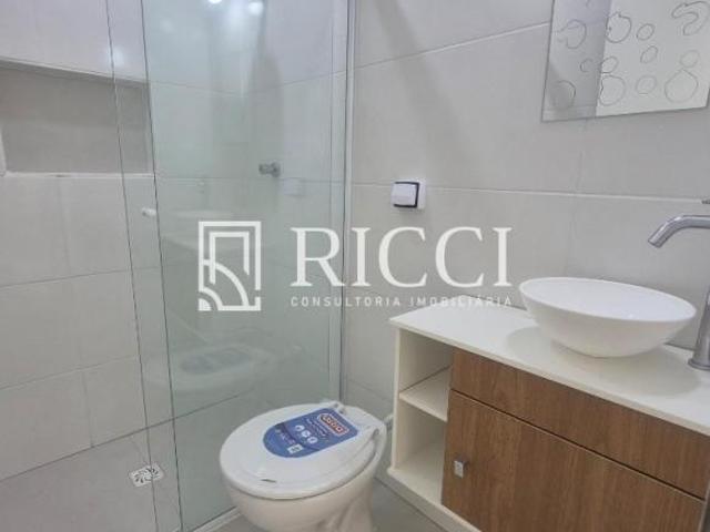 Apartamento Reformado na Pompéia Frente Mar