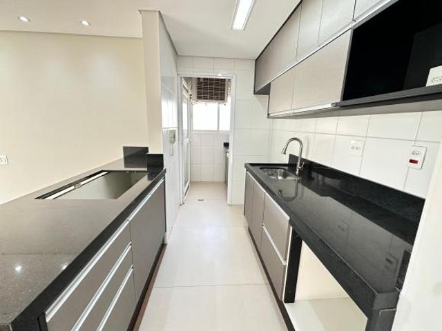 Apartamento reformado na Vila Andrade, 65metros, 2 Quartos 1suite 1 vaga FL34