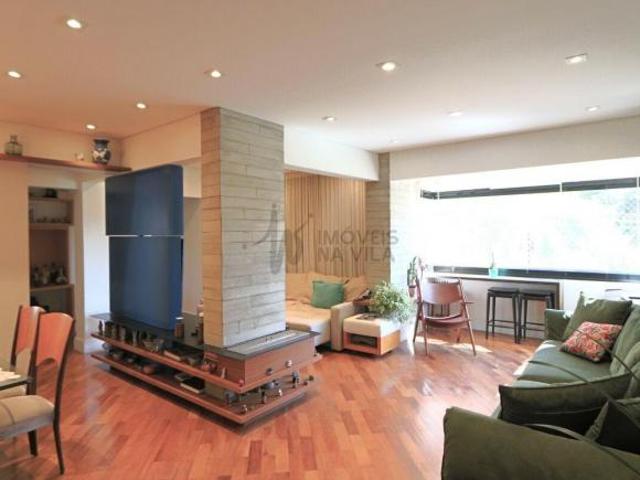 Apartamento reformado na Vila Mariana, proximo ao Metro