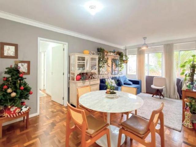 Apartamento reformado na Vila Mariana, Próximo ao metrô com 3 dormitórios