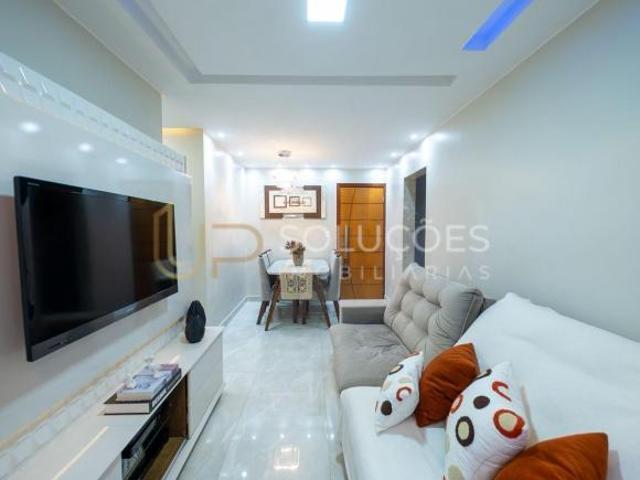 Apartamento Reformado Nascente com 3 Quartos e Suíte no Edifício Bela Vista – 79m² | 1 Vaga | Quadra