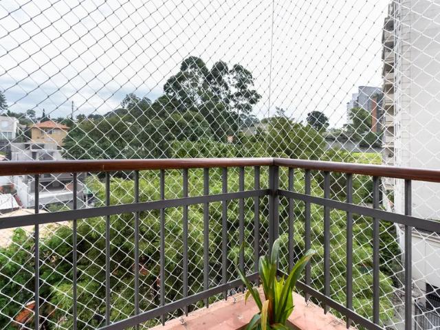 Apartamento reformado para venda com 251m² com 3 suítes em Real Parque São Paulo SP
