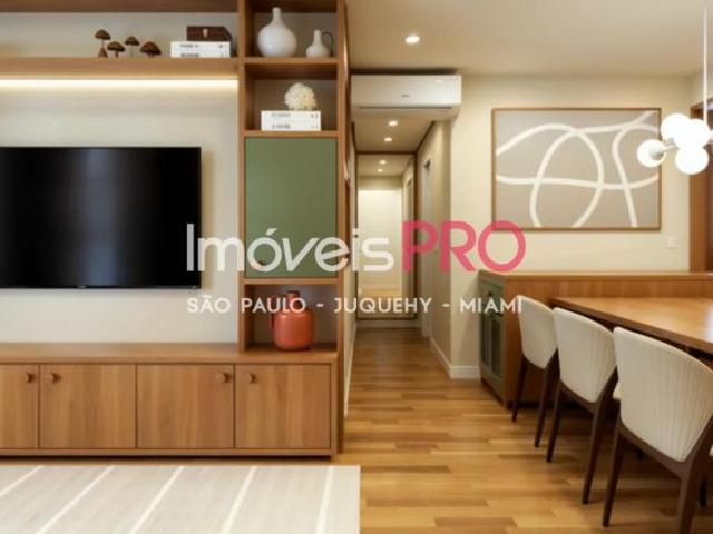 Apartamento reformado para venda na Vila Olimpia