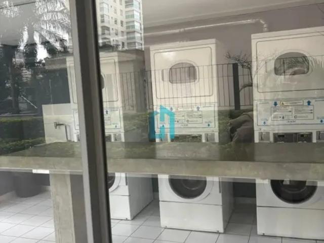 Apartamento reformado para alugar na Vila Olímpia