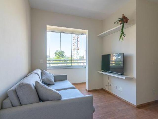 Apartamento reformado Próximo USP 2 dormitórios 1 vaga portaria 24