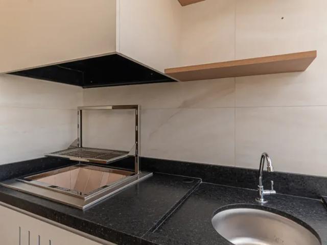Apartamento reformado à venda Campo Belo com 143 m², 3 suítes, varanda gourmet, 2 vagas