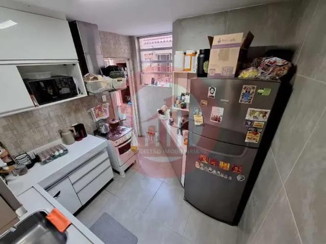 Apartamento reformado à venda três quartos coração do Grajaú Rio de Janeiro