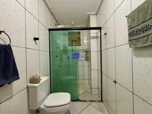 Apartamento regiao central, 3 quartos, sala com sacada, cozinha, banheiro, area externa e garagem