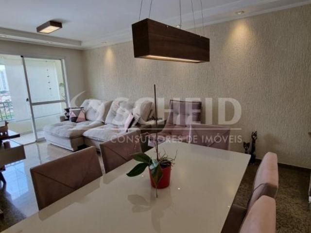 APARTAMENTO REPLETO DE ARMÁRIOS, RUA SÓCRATES