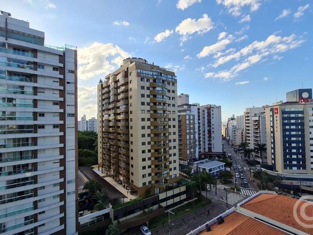 Apartamento residencial, 76.77m²