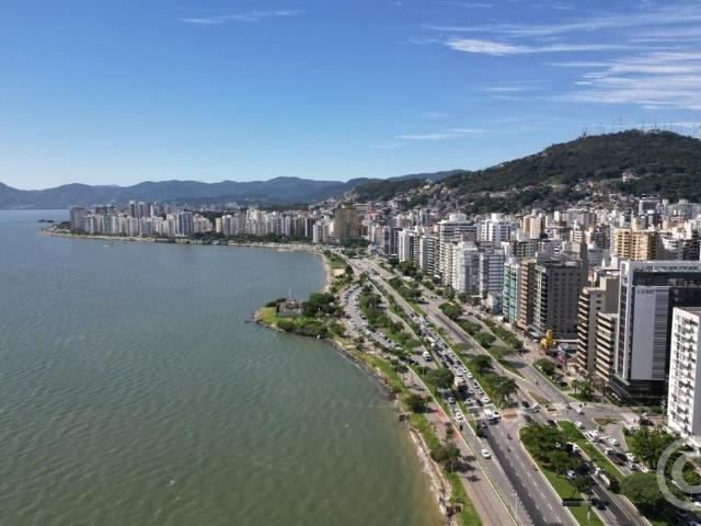 Apartamento residencial, 121.20m²