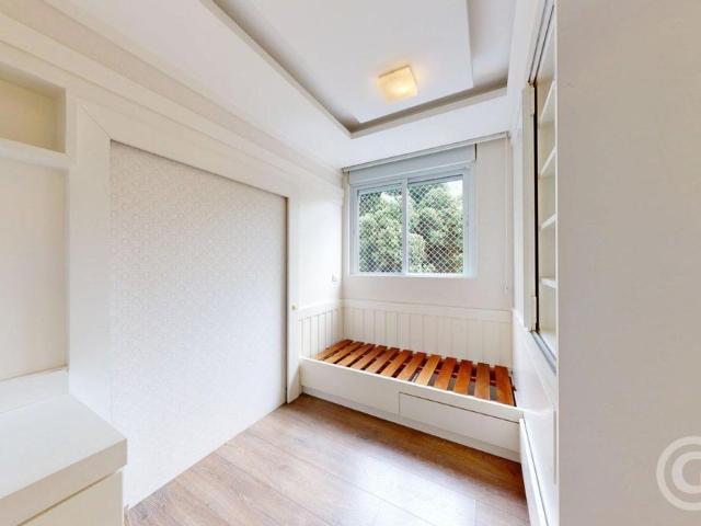 Apartamento residencial, 135.98m²