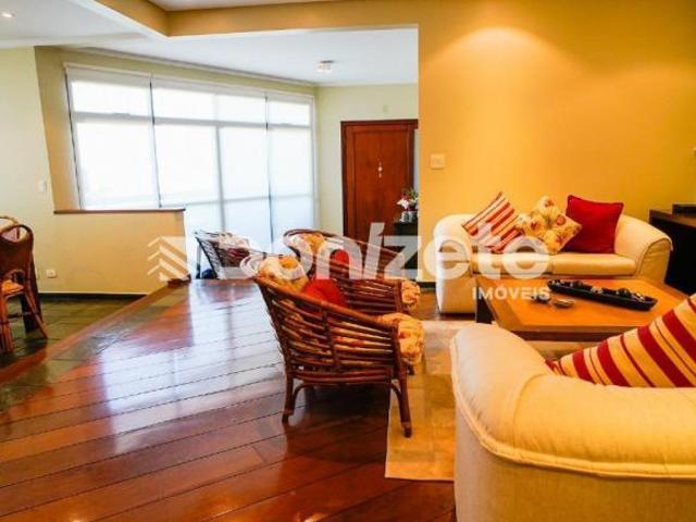 Apartamento Residencial 3 Quartos com 3 Vagas em Jardim, Santo André – 176 m²