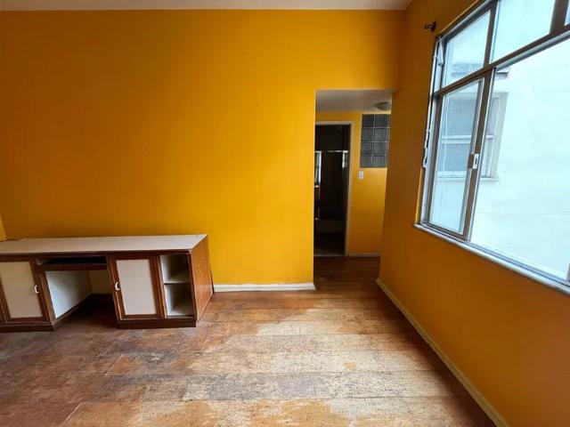 Apartamento: / Residencial / Tijuca