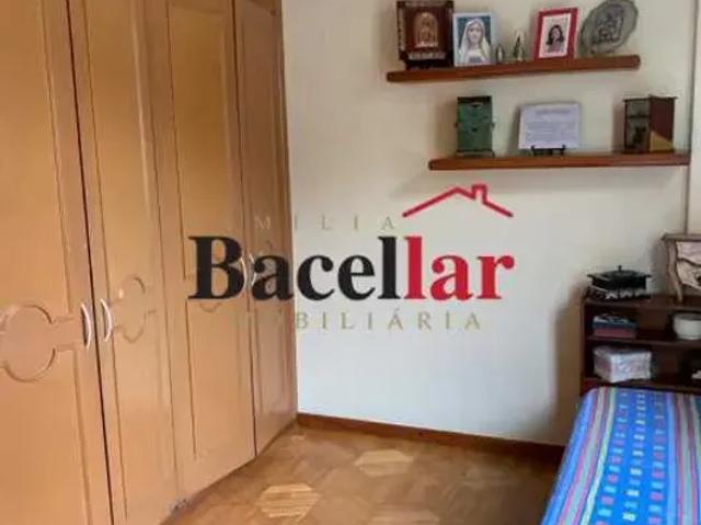 Apartamento / Residencial / Tijuca